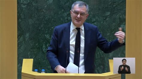 ეს არ არის სალომე ზურაბიშვილის სამშობლო ლაპარაკობს იმაზე რაც მის