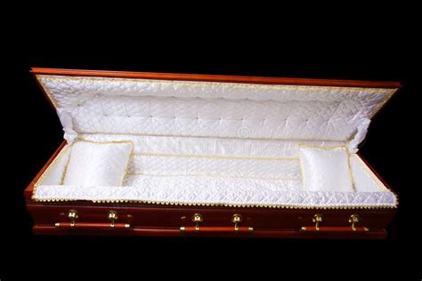 被开张的棺材 库存图片 图片 包括有 哀伤 小箱 棚车 死亡 坟墓 永恒 开张 开放 盒盖 26352077