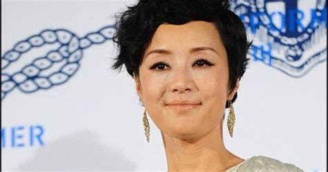 포토 장미희 살찍 비치는 속살