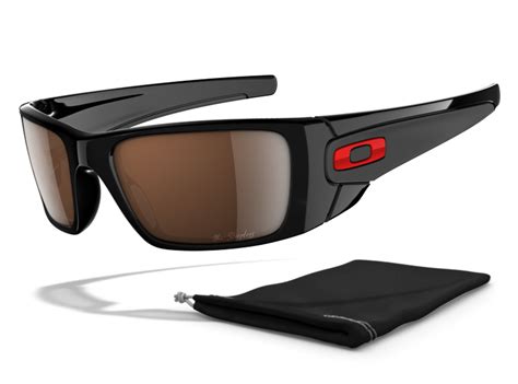Fyre and Brimstoan: Oakley Shades