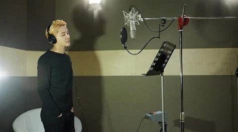 Junsu Jyj Meroket Dengan Lagu Ost Descendants Of The Sun