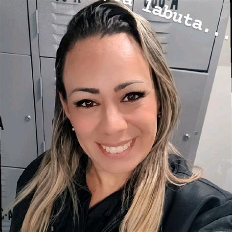 Gabriela Queiroz Oliveira Líder De Equipe Comando G8 Linkedin