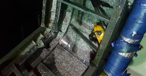 연휴 앞두고50대 노동자 컨베이어 벨트에 끼여 숨져