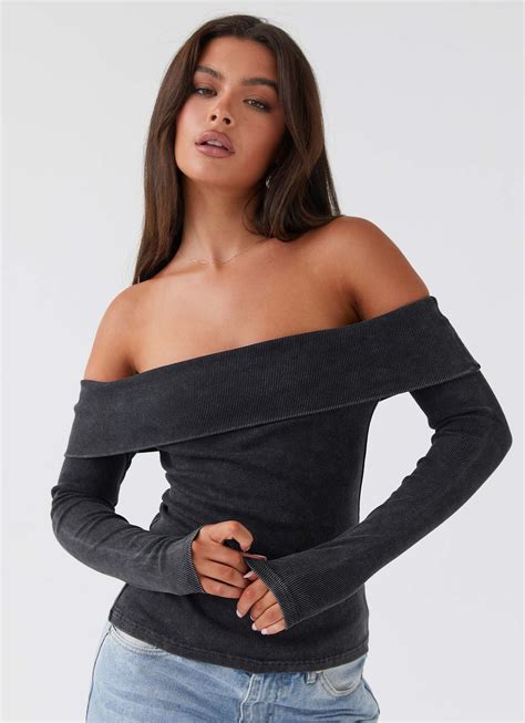 Hayley Long Sleeve Ribbed Top Charcoal Acid Wash Peppermayo