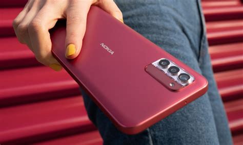 The Difference Between Nokia And Samsung Affordable Flagships Is Huge