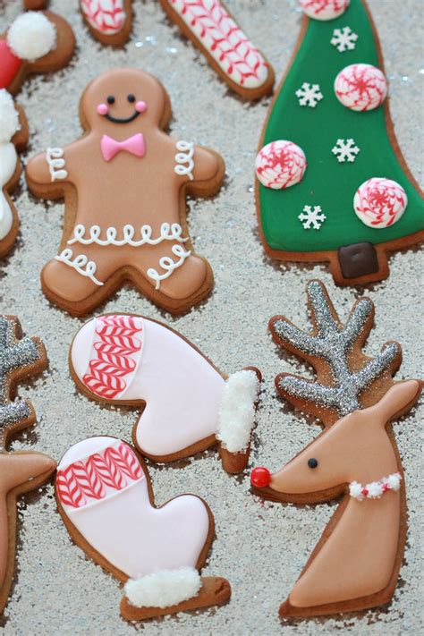 Video How To Decorate Christmas Cookies Simple Designs For