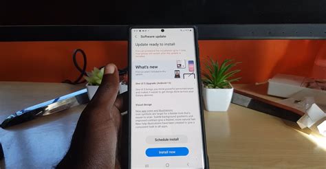 Samsung Galaxy S22 Ultra Android 13 One UI 5 Update BlogTechTips