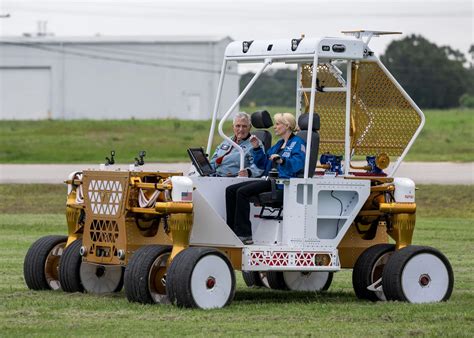This Is The First Ever Moon Rover Prototype Helps Build The Three
