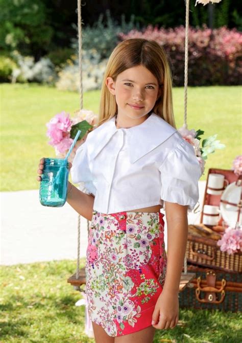 Camisa Akyta Branca Boneca Real