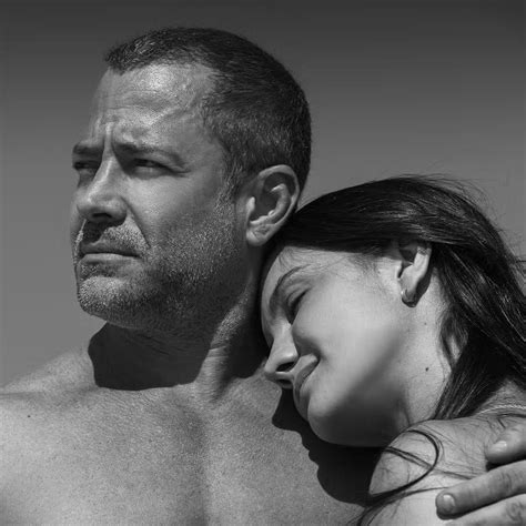 Malvino Salvador ganha declaração da esposa Kyra Gracie em