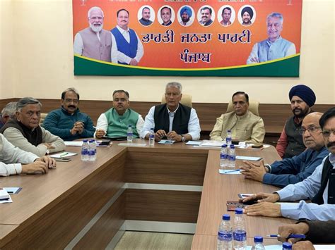 Jakhar Chairs State Election Committee Meet Over 230 Applications