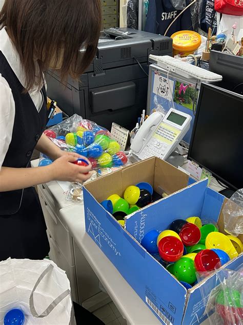 彫刻の森美術館 on Twitter 飯川雄大展本日最終日 ガチャ製作所も本日をもちまして閉鎖します247日間おつかれさまでした
