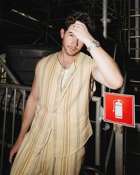 Nickjonasinstagram On Pinno A Beautiful Crowd In São Paulo Last Nigh