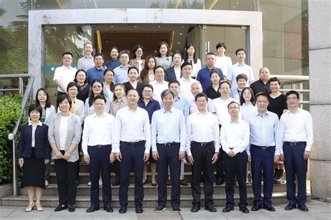 学校参加湖北省孔子学院工作联盟成立大会暨揭牌仪式 湖北汽车工业学院新闻网