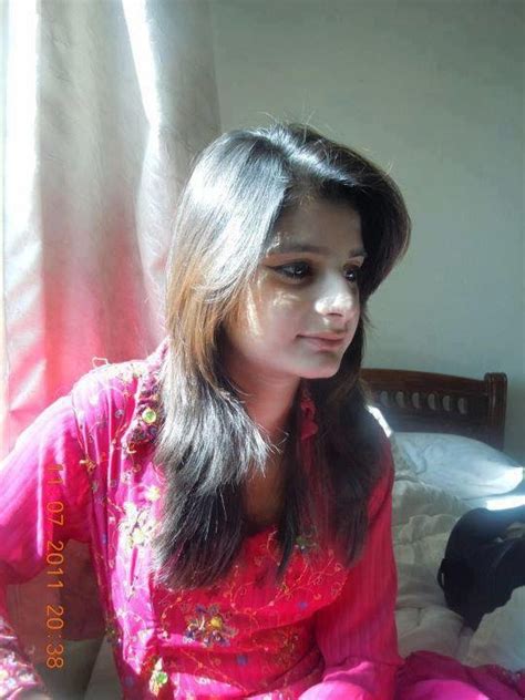 Latest Fashion And Styles Very Hot Local Pakistani Home Girls Photo