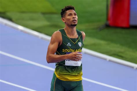 Wayde Van Niekerk Without A Coach After Sex Offender Stepdad S