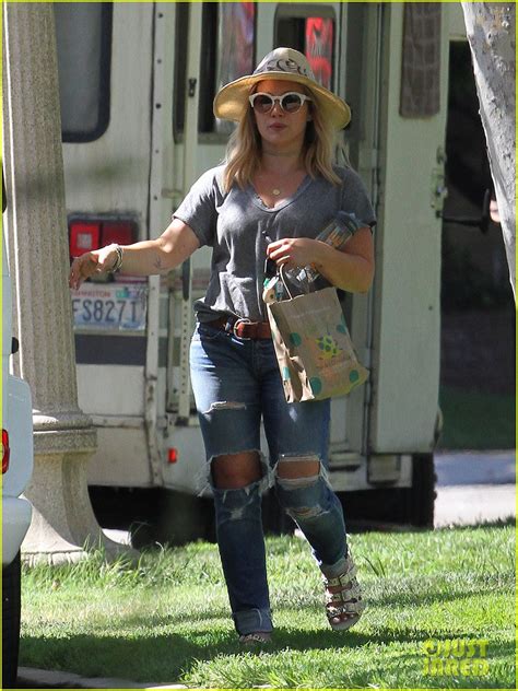 Hilary Duffs Son Luca Sings The Ghostbusters Theme Song Photo