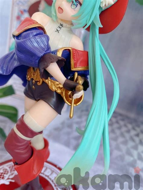 TAITO Hatsune Miku Wonderland Figure Puss in Boots Предзаказ
