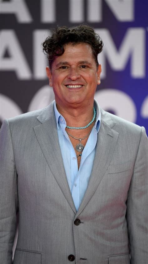 Latin Grammy 2023 Las Pintas De Karol G Shakira Camilo Y Otros