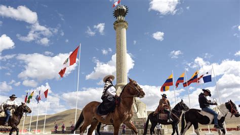 Aniversario de la batalla de Junín recorren a pie y a caballo difícil