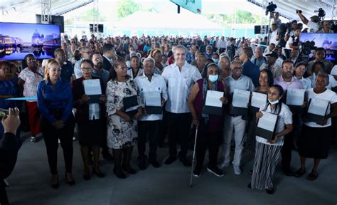 Afirman Luis Abinader ha entregado 61 665 títulos de propiedad a