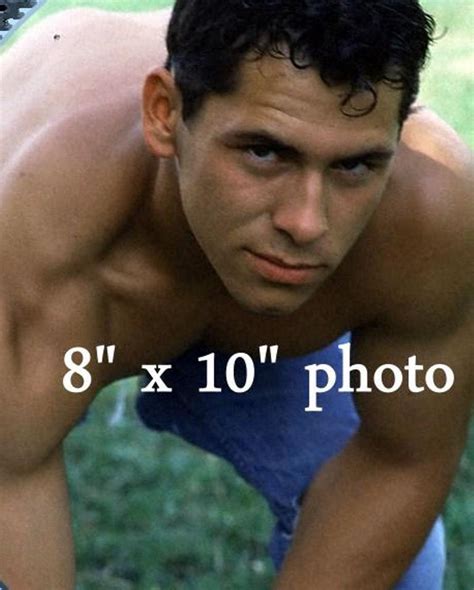 Erik Mendoza Shirtless Beefcake Sexy Photo L129 1928400138