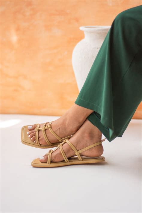 Hana Knotted Flats Laydeez