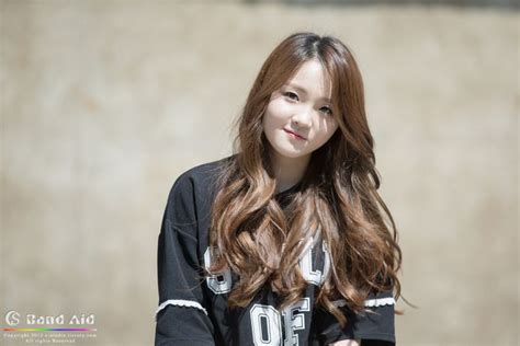 Jung Yujin Has An Amazing Voice