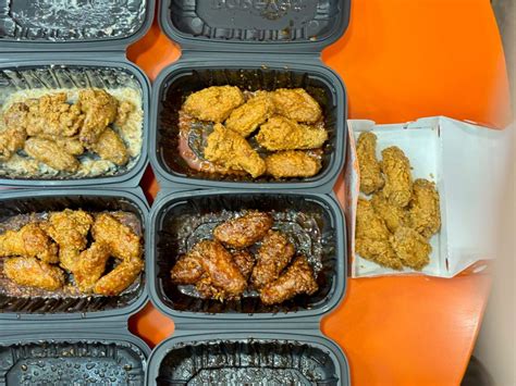 We Tried Popeyes New Wings Theyre Crazy Delicious And Could Spark