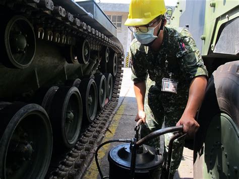 【榮耀印記】陸軍586旅貫徹裝備檢整 提升妥善率 論壇 一起來愛國 【榮耀印記】陸軍586旅貫徹裝備檢整 提升妥善率 青年日報