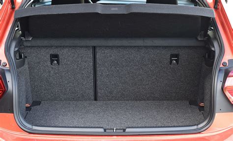 Volkswagen Polo 2018 más Polo que nunca Loading Cars