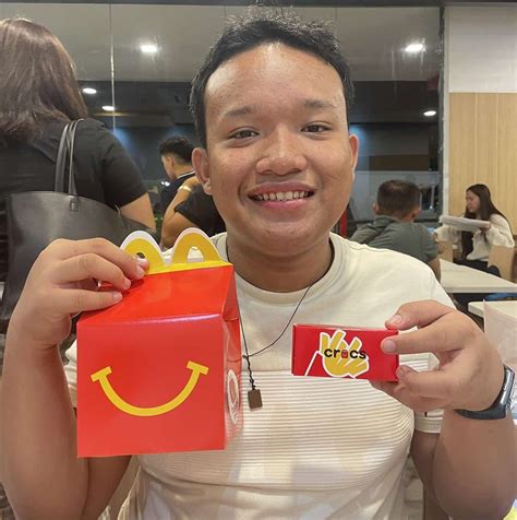 Main Pop Girls 🥰 Facebook