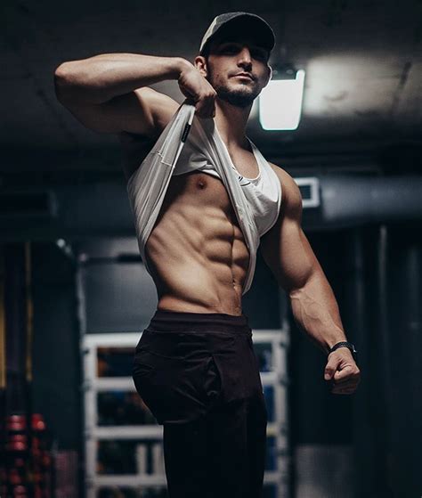 Muscle Muscle Muscle Justin Howells