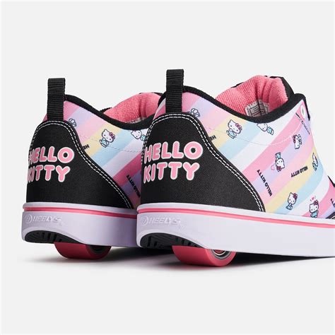 Hello Kitty Pro 20 Nova Heelys