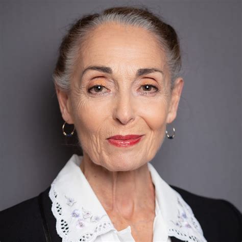 Geneviève Emanuelli Youtube