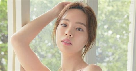 양정원 필라테스로 다진 몸매크롭트 톱 완벽 소화