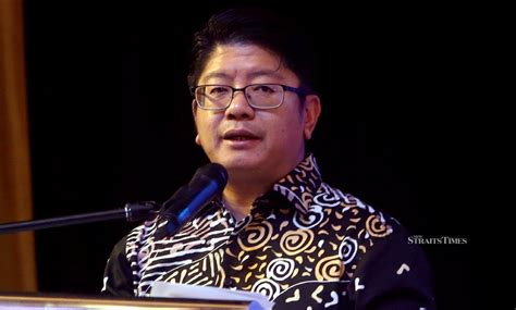 Updated Ewon Benedick Resigns From Cabinet Nst