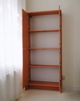 Стеллаж с дверцами Cabinet от KUBI MEBEL – лаконичность и функциональность