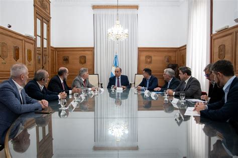 El Gobierno nacional y Córdoba acordaron el traspaso de obras públicas