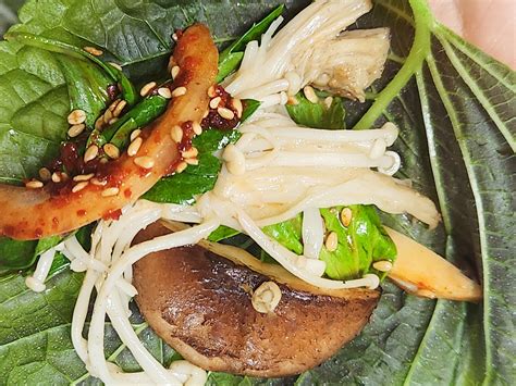 셀러리 잎 먹기