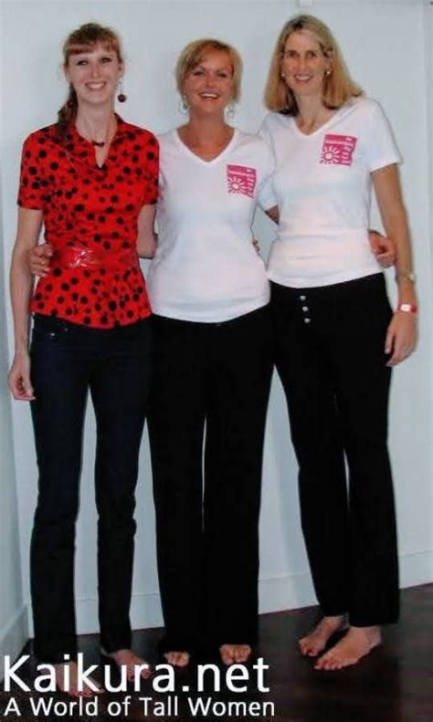 Giants Alexandra 204 Suzy 201 Ellen 210 en 2024 Fotografía