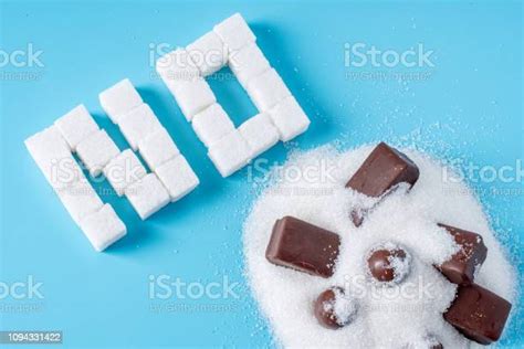 텍스트 없음 과자 캔디 설탕 큐브 늘어서 있다 달콤한 건강과 자당의 제거 해 0명에 대한 스톡 사진 및 기타 이미지 0명 개념 건강에 좋지 않은 음식 Istock