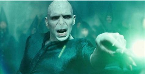 Harry Potter Ralph Fiennes Veut Renfiler Son Costume De Lord Voldemort