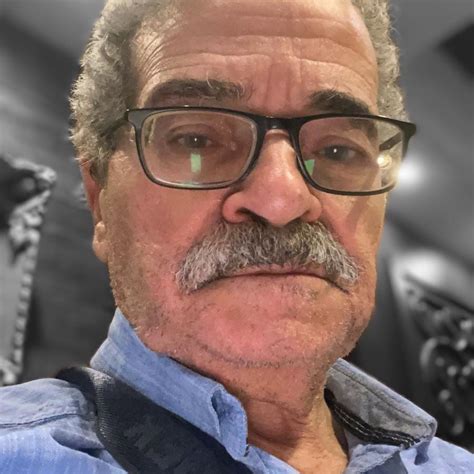 هل هناك علاقة بين التدخين والفصام؟ إن مرضى الفصام أكثر عرضة للإصابة