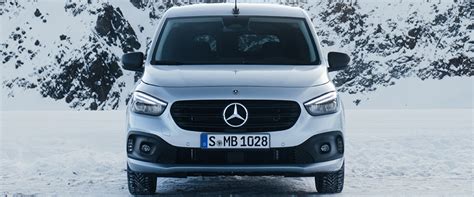 Citan W Zimowej Scenerii