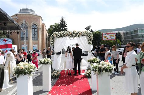 Public 🇬🇪 საქართველოს დამოუკიდებლობის დღე იუსტიციის სამინისტრომ საზეიმო ღონისძიებით ქალაქ
