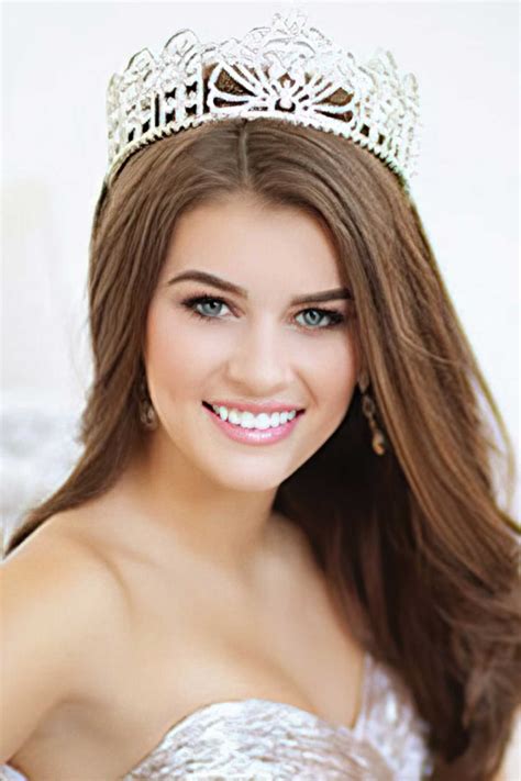 Hall Of Fame Teen Miss Maine Usa And Miss Maine Teen Usa
