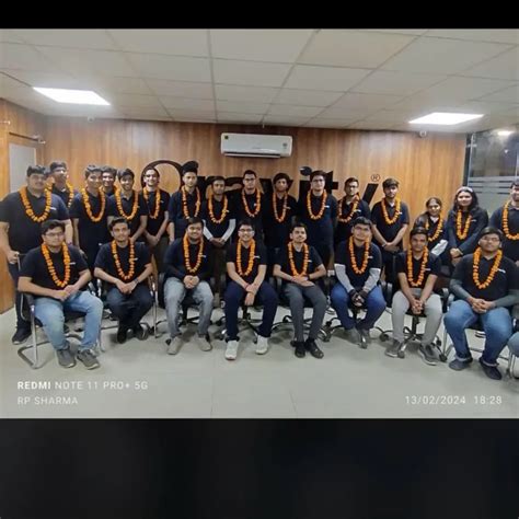 Amitdwivedisir Amitsirfanpage07 • Instagram Photos And Videos