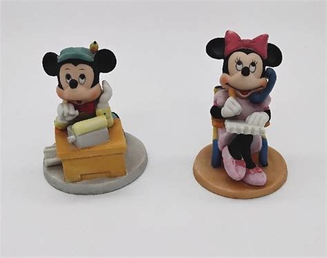 Walt Disney Mickey Mouse And Minnie Mouse Working Figurine On Telephone