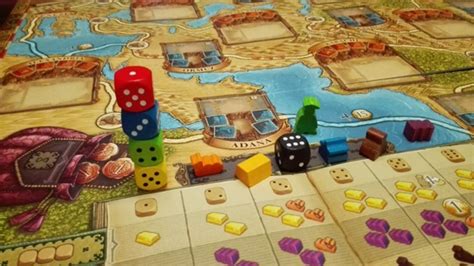 Самые простые игры настольные: 18 лучших простых настольных игр для ...